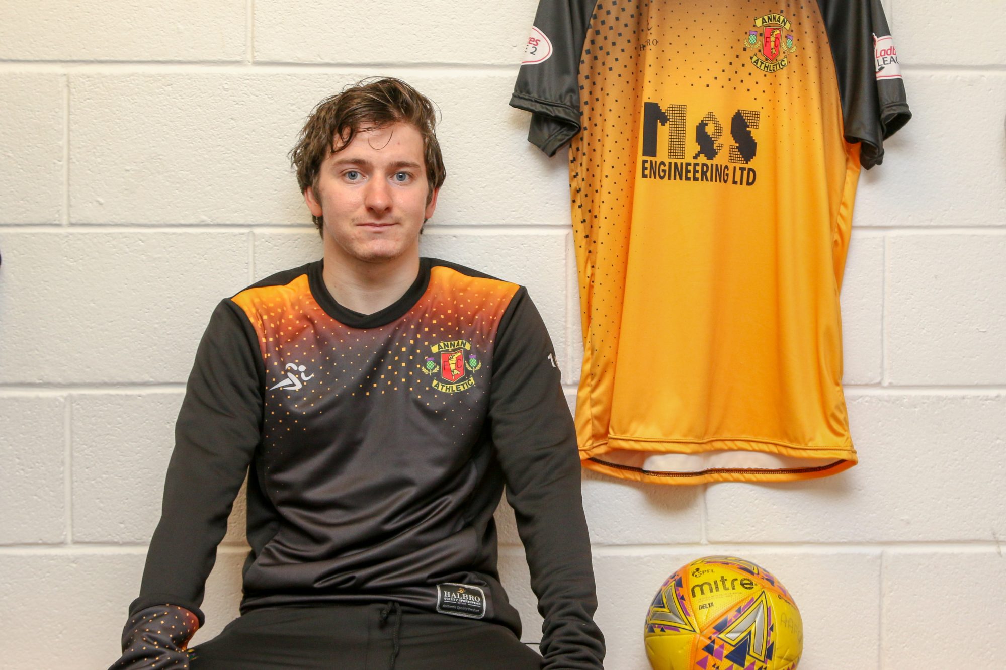 New Signing- Chris Johnston - Annan Athletic FC